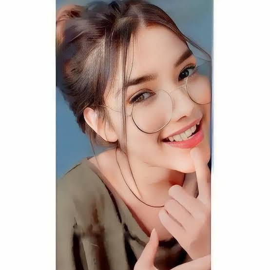 Afrin Fariya – Medium