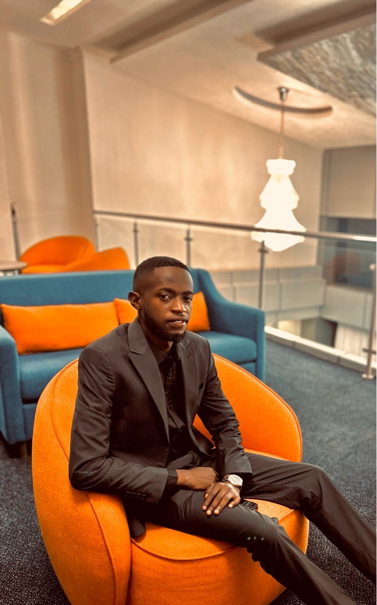 Danny Vadin – Medium