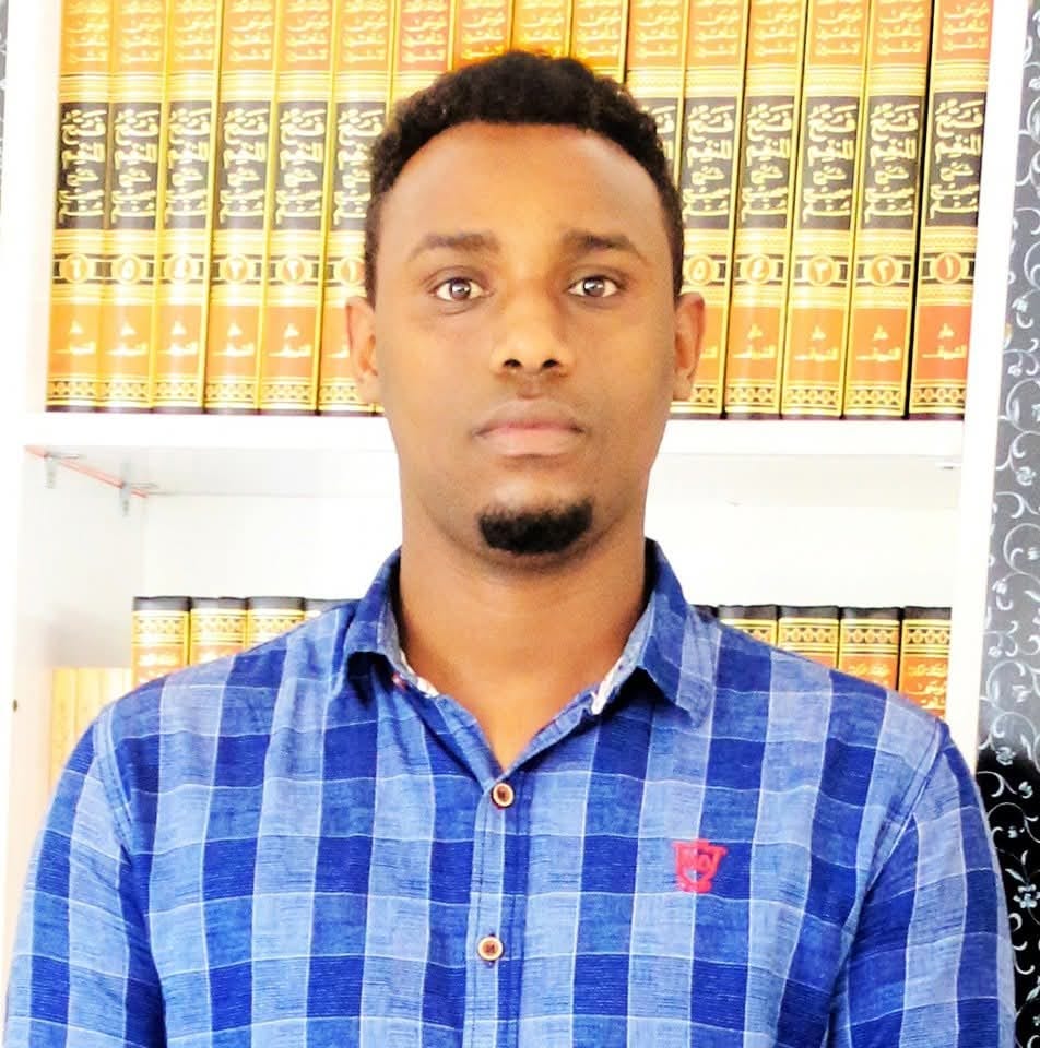 Zakarie M.M – Medium