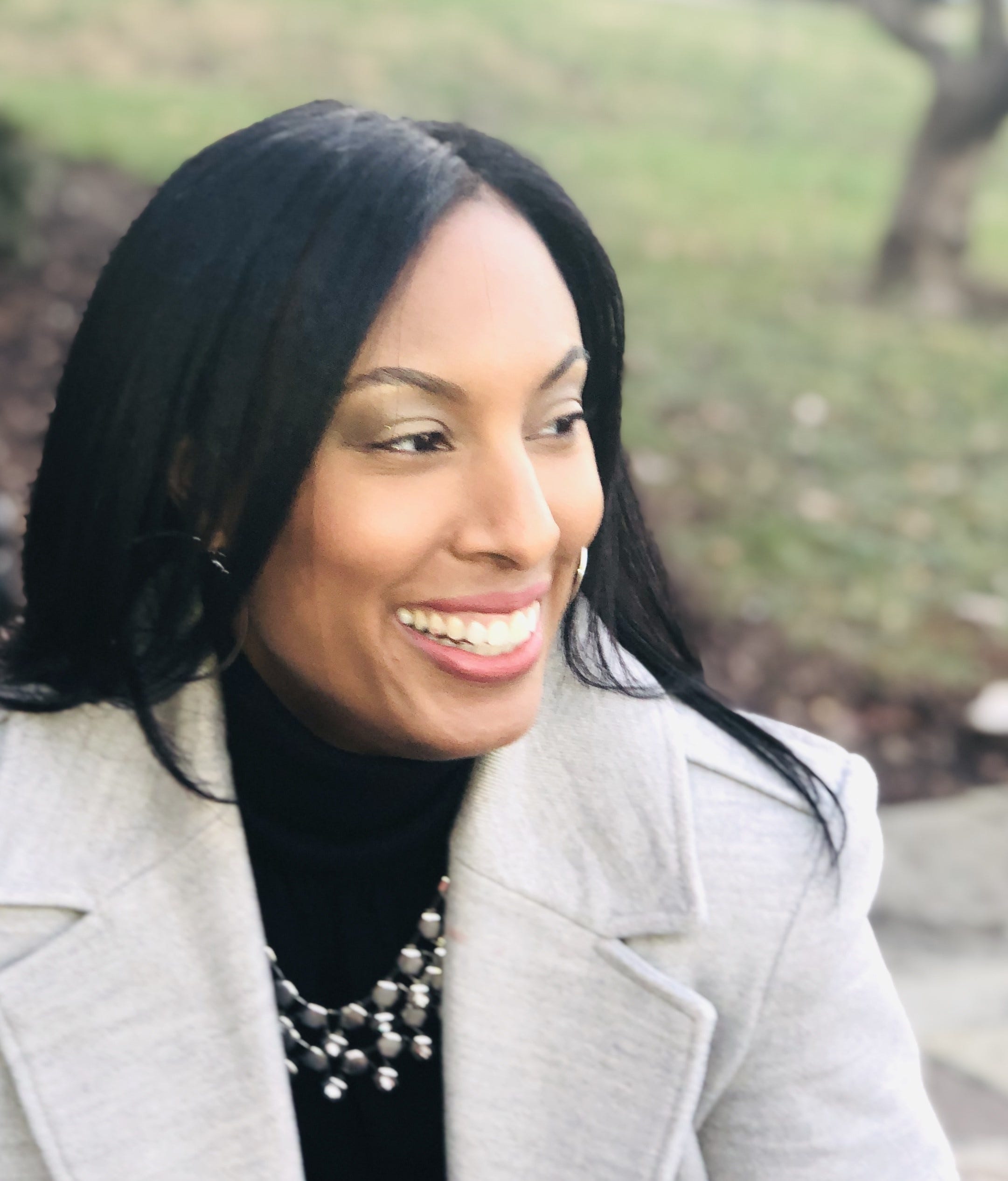 Tara Handy – Medium