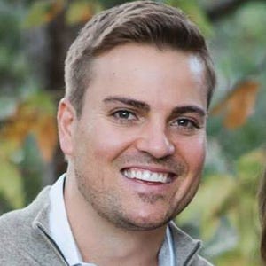 Joe Estes – Medium