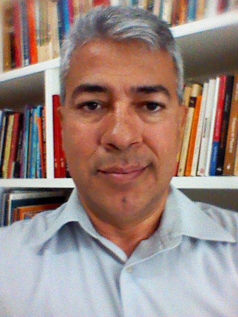 Gilberto Neves – Medium