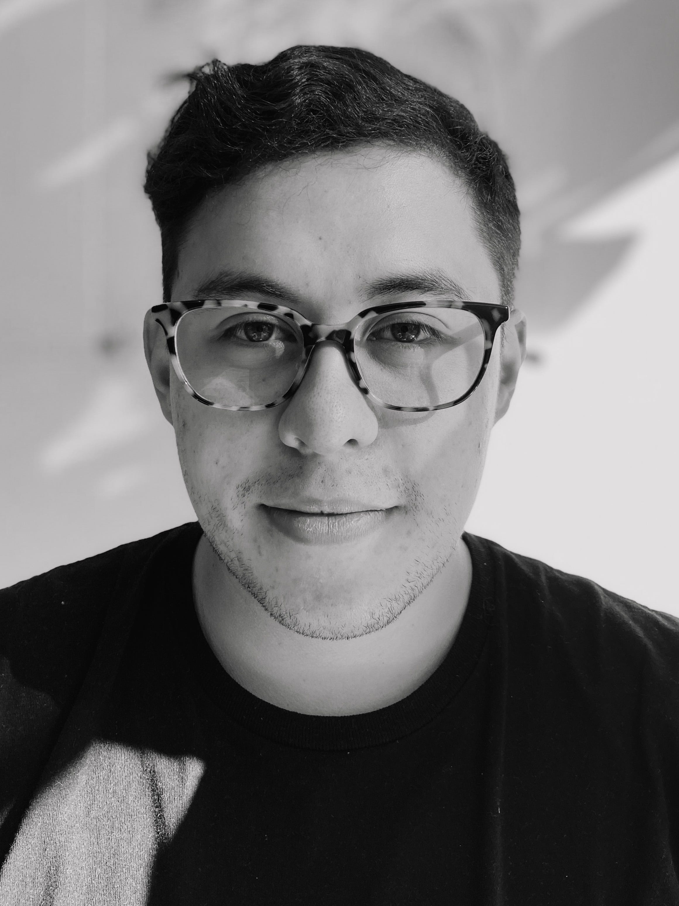 Alan Alarcón – Medium