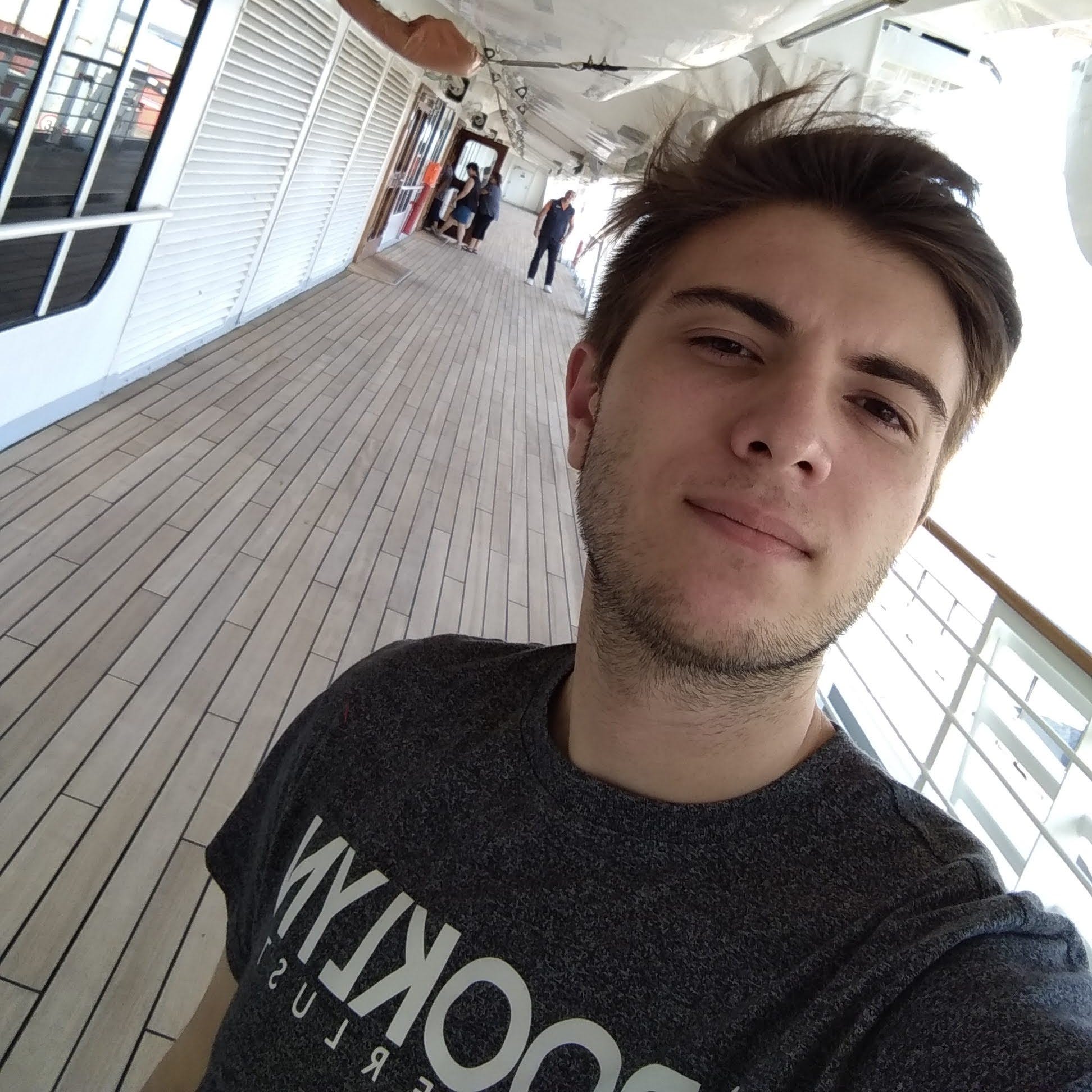 Leonel Mandarino – Medium