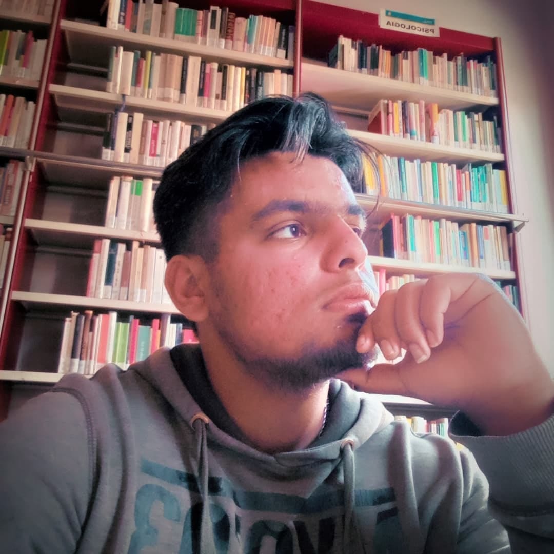 Hamza Qaisar – Medium