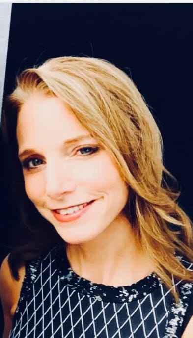 Lisa Feldsher – Medium