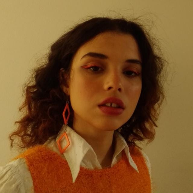 Julia Lemos – Medium