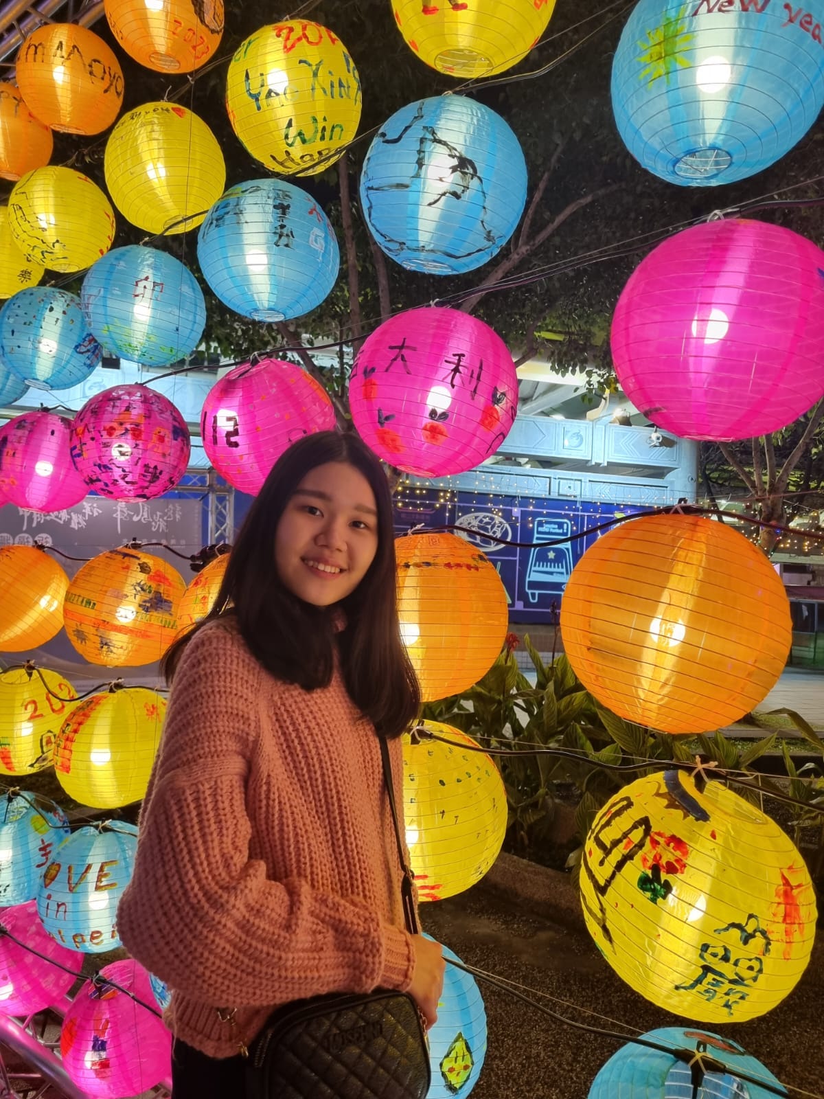 Felisa Lai – Medium