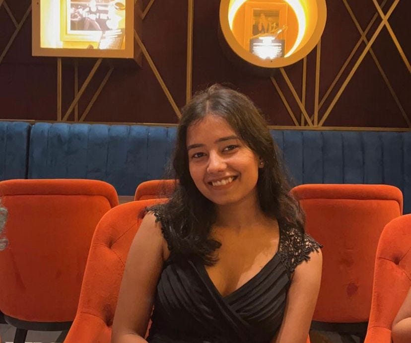 Riya Fase – Medium