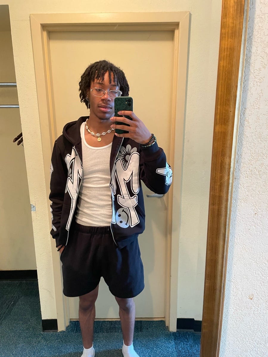 Dondrell Ducker – Medium