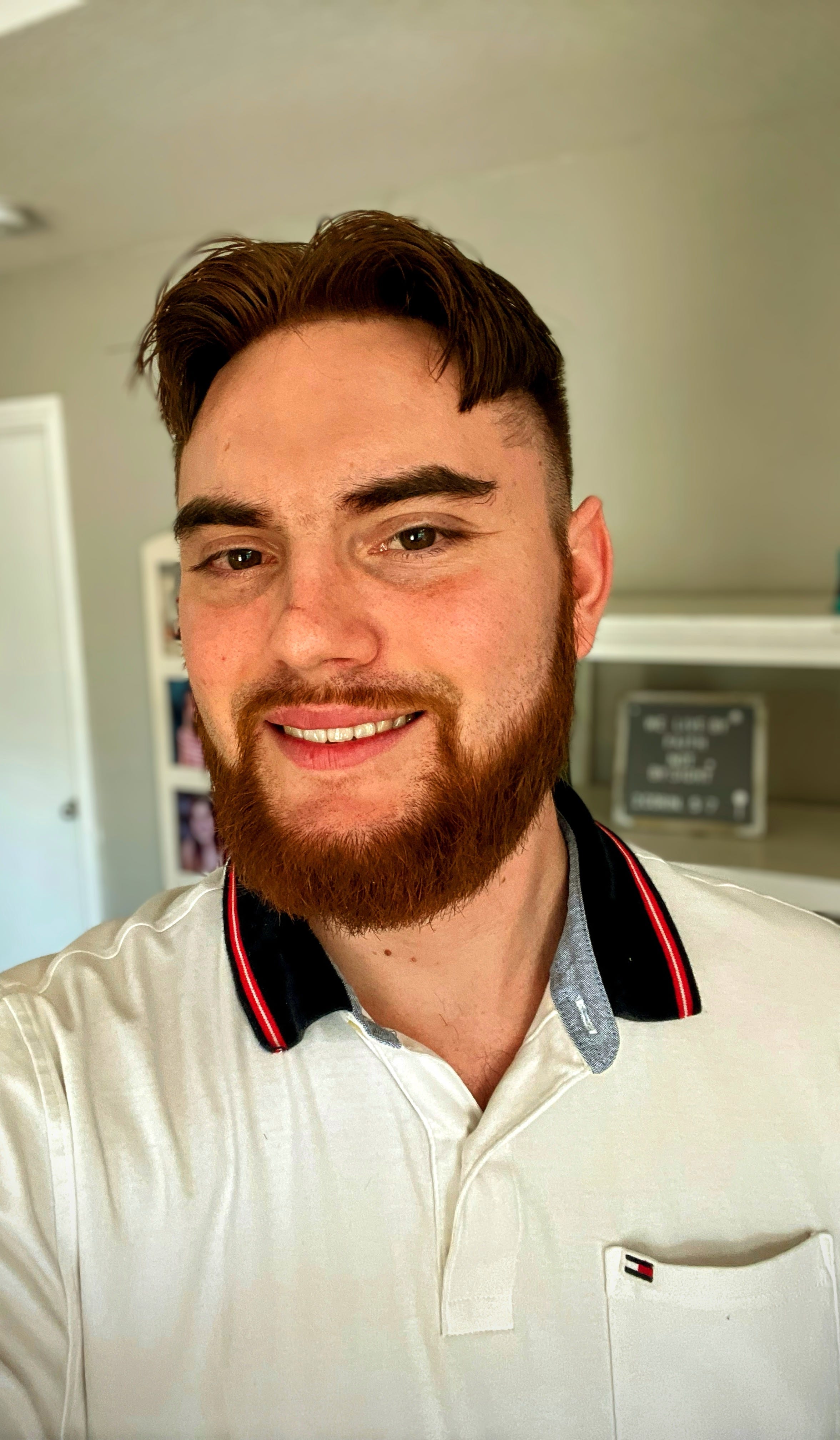 Shane Leonard – Medium