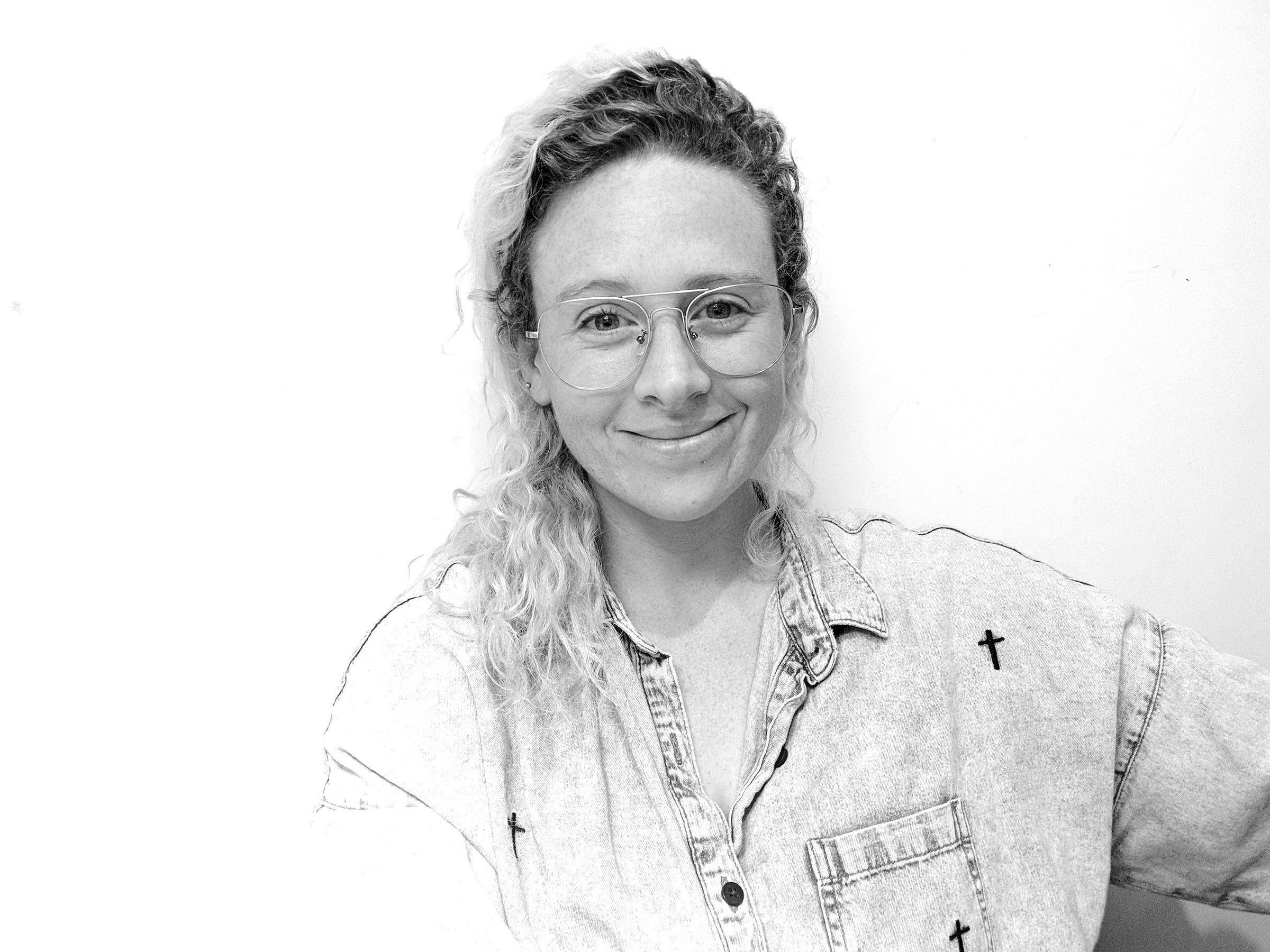 Pip Shea – Medium