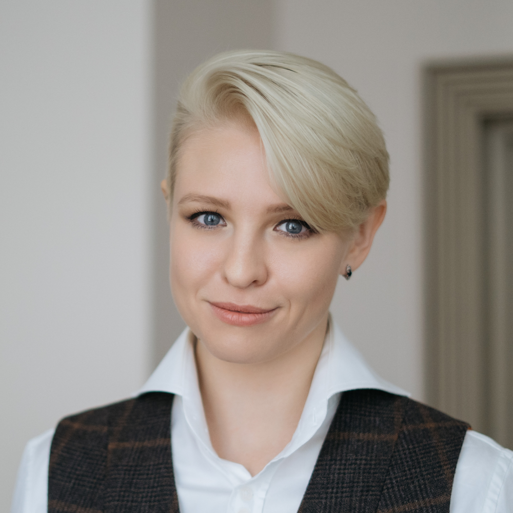 Liubov Voitsekhovska – Medium