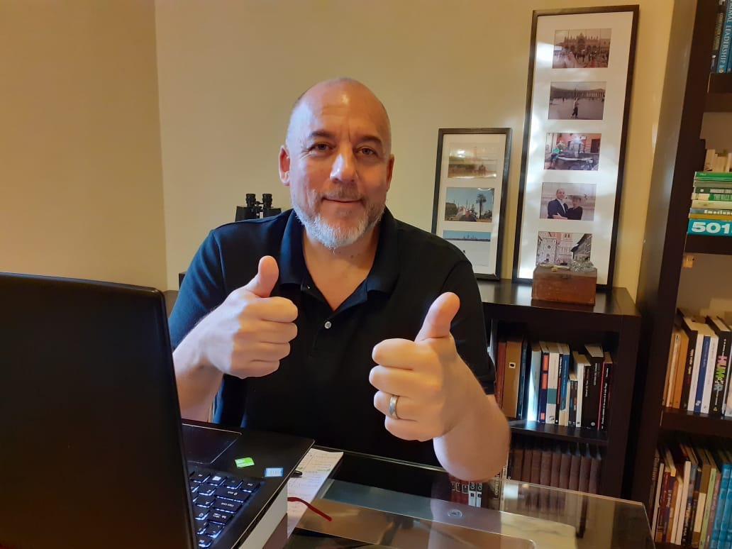 Hernan Rocha – Medium