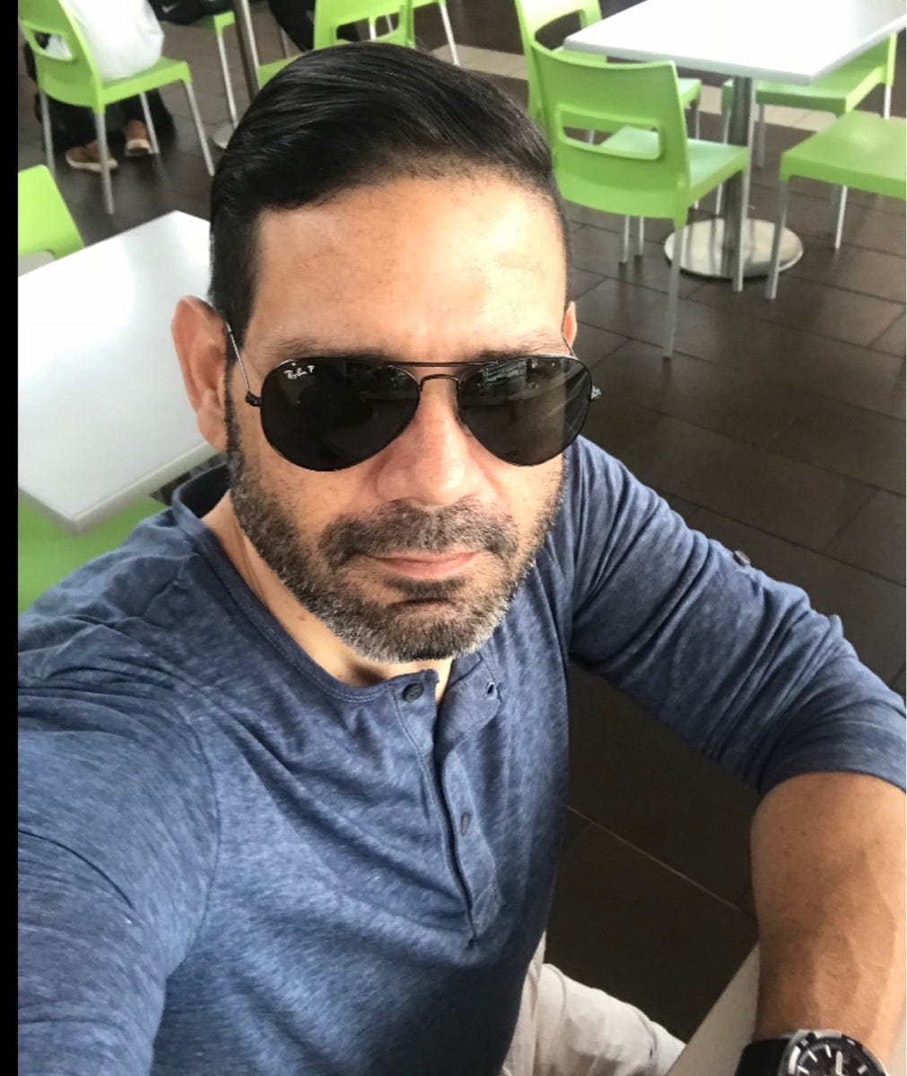 Hector Carrion – Medium