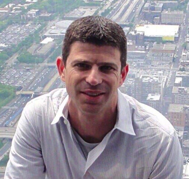 Nir Ronen – Medium