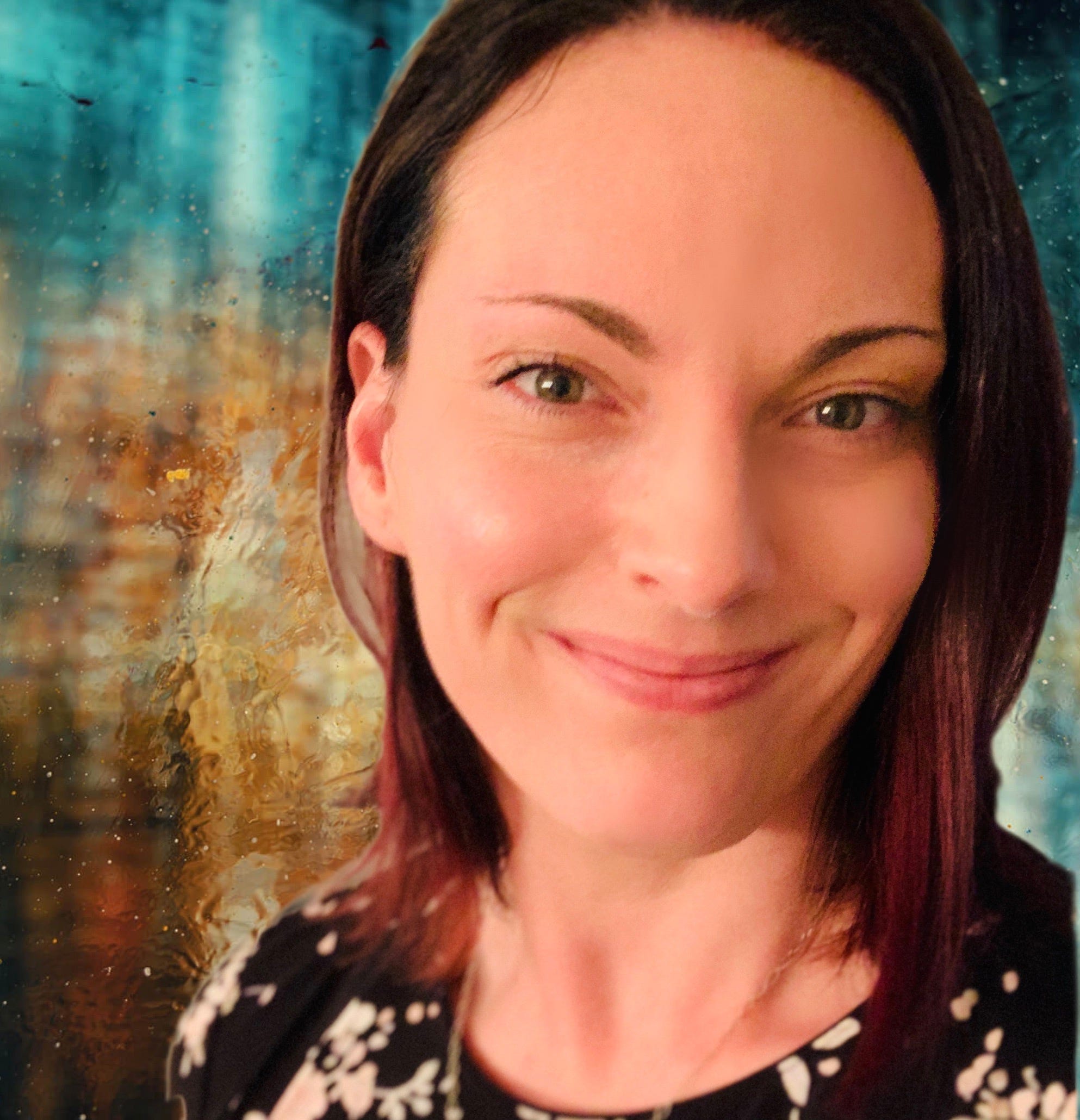 Alexandra Silcox – Medium