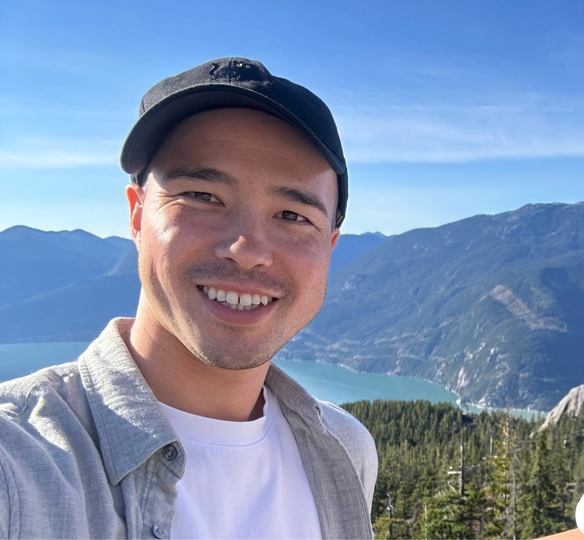 Hayden Helin – Medium