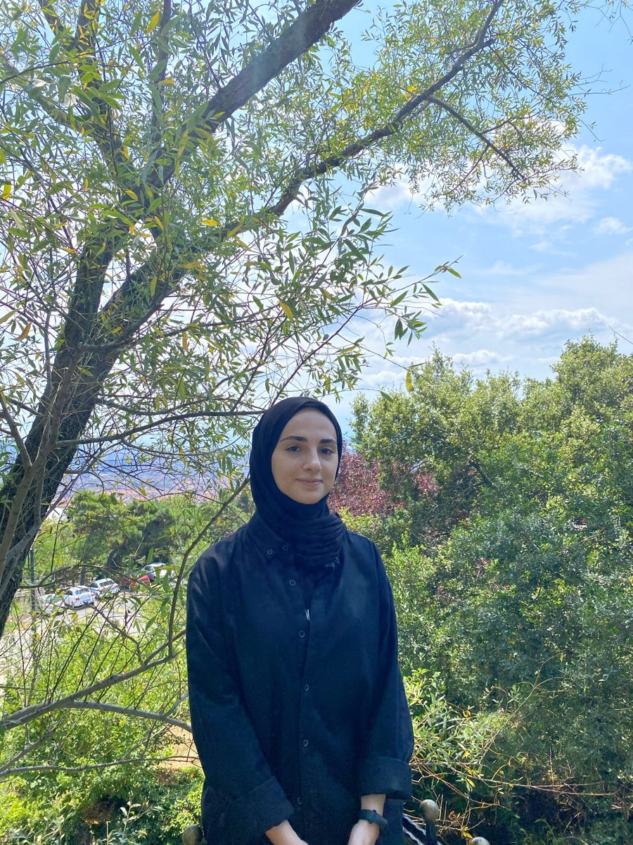 Mümine Kantar – Medium