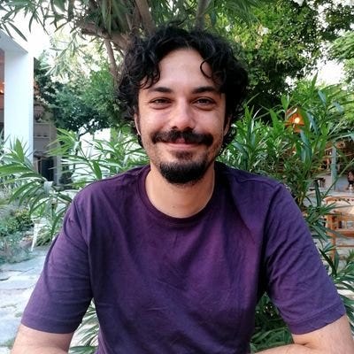 Sinan Alper – Medium