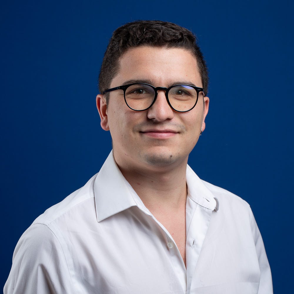 Pablo Rivas-Robledo – Medium