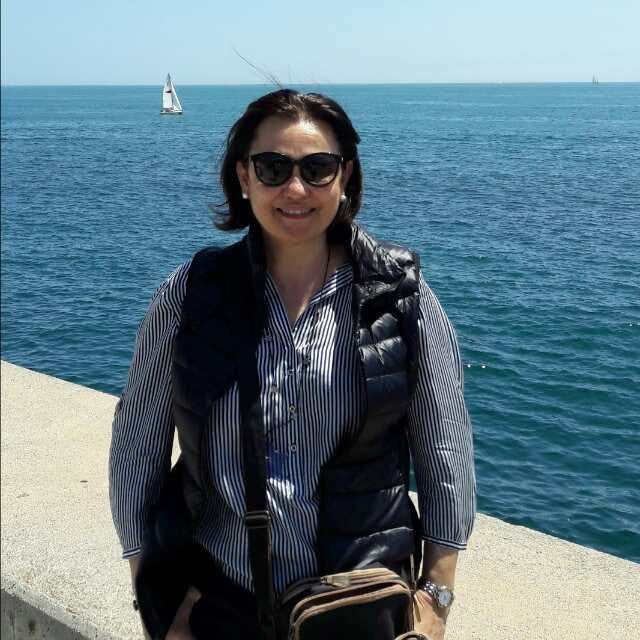 Charo Garcia Mangas – Medium