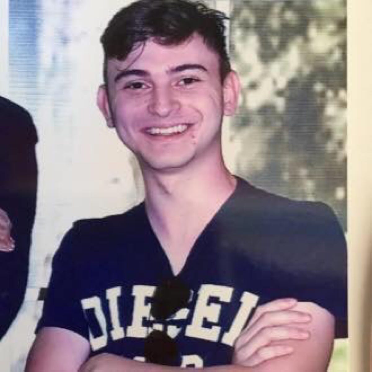 Felipe Quintella – Medium