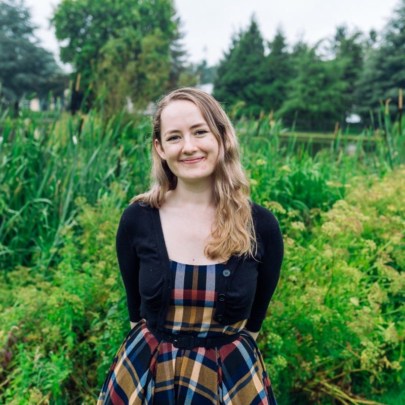 About – Amber Snary – Medium