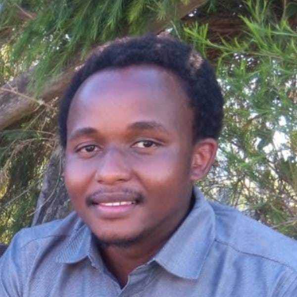 kahama mukui – Medium