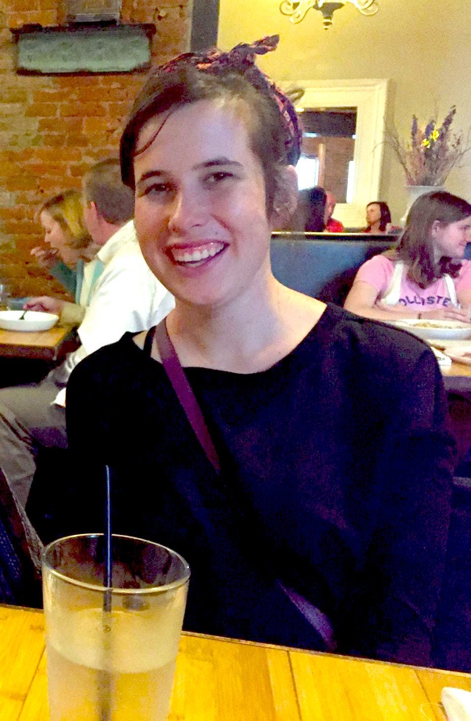 Zoe Morris – Medium