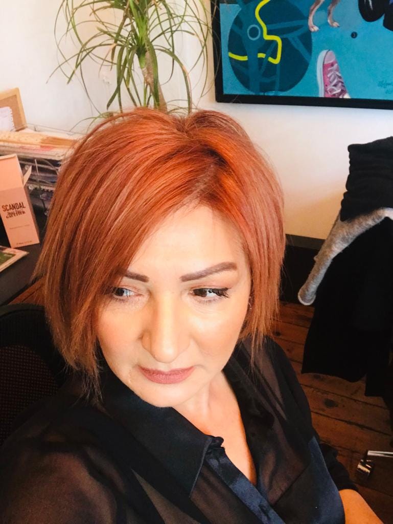 Handan Cenberli – Medium