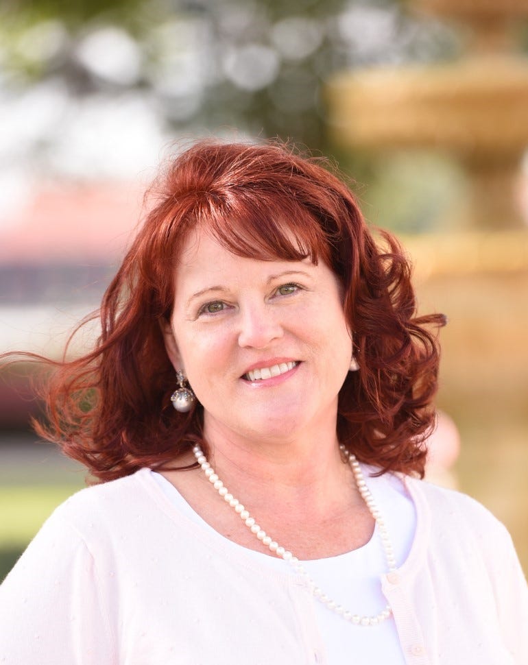 Julie Allen – Medium