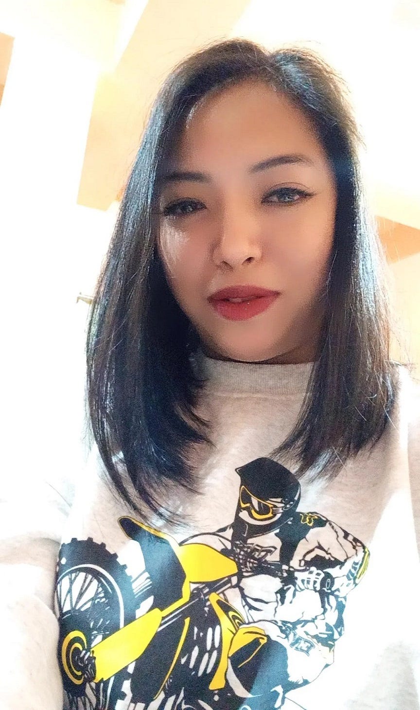 Rachel Luikham – Medium