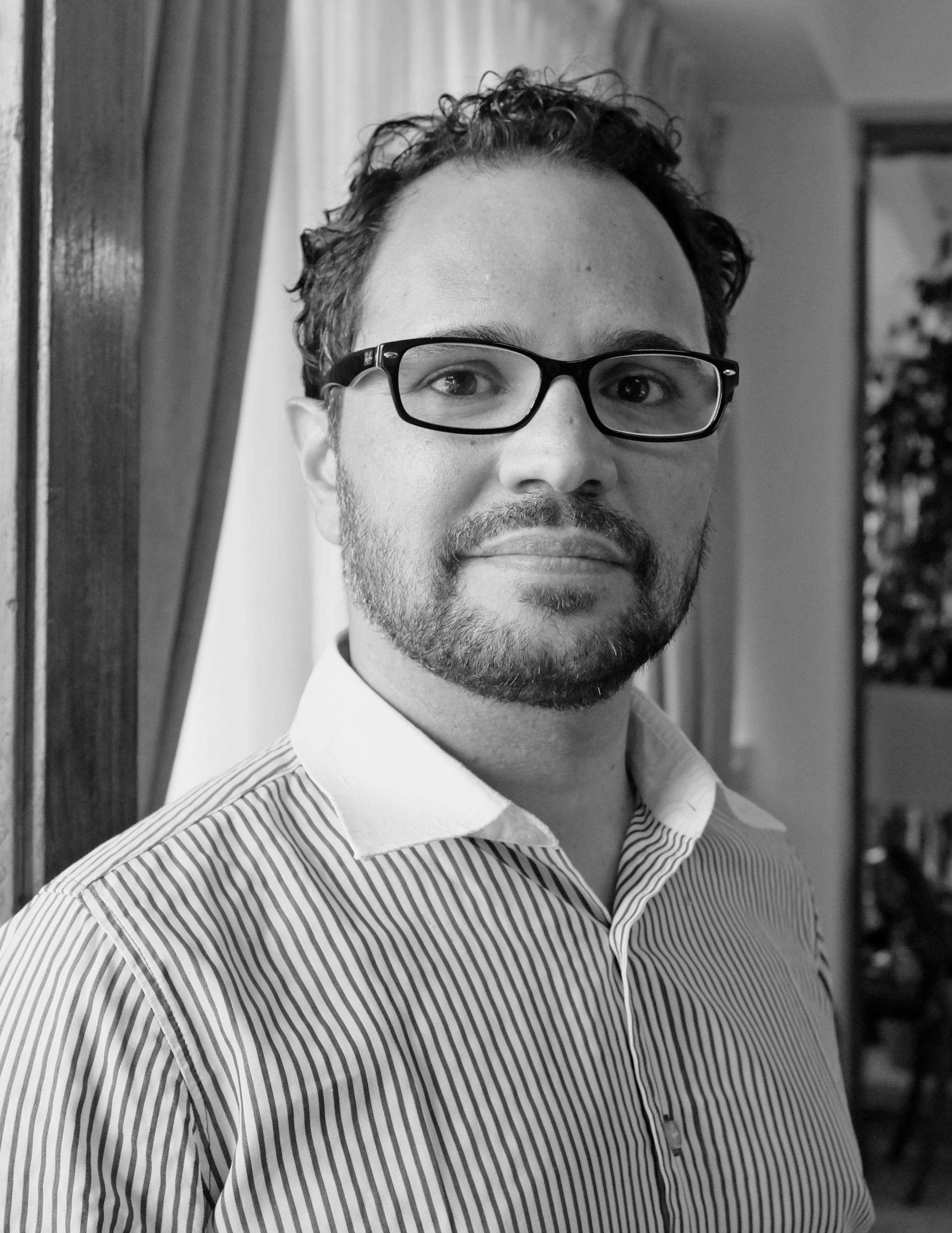 Claudio Lobo Benavente – Medium