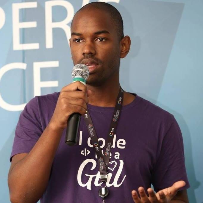 Felipe de Morais – Medium