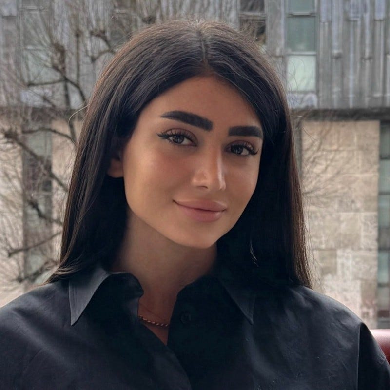Paniz Janbakhsh – Medium