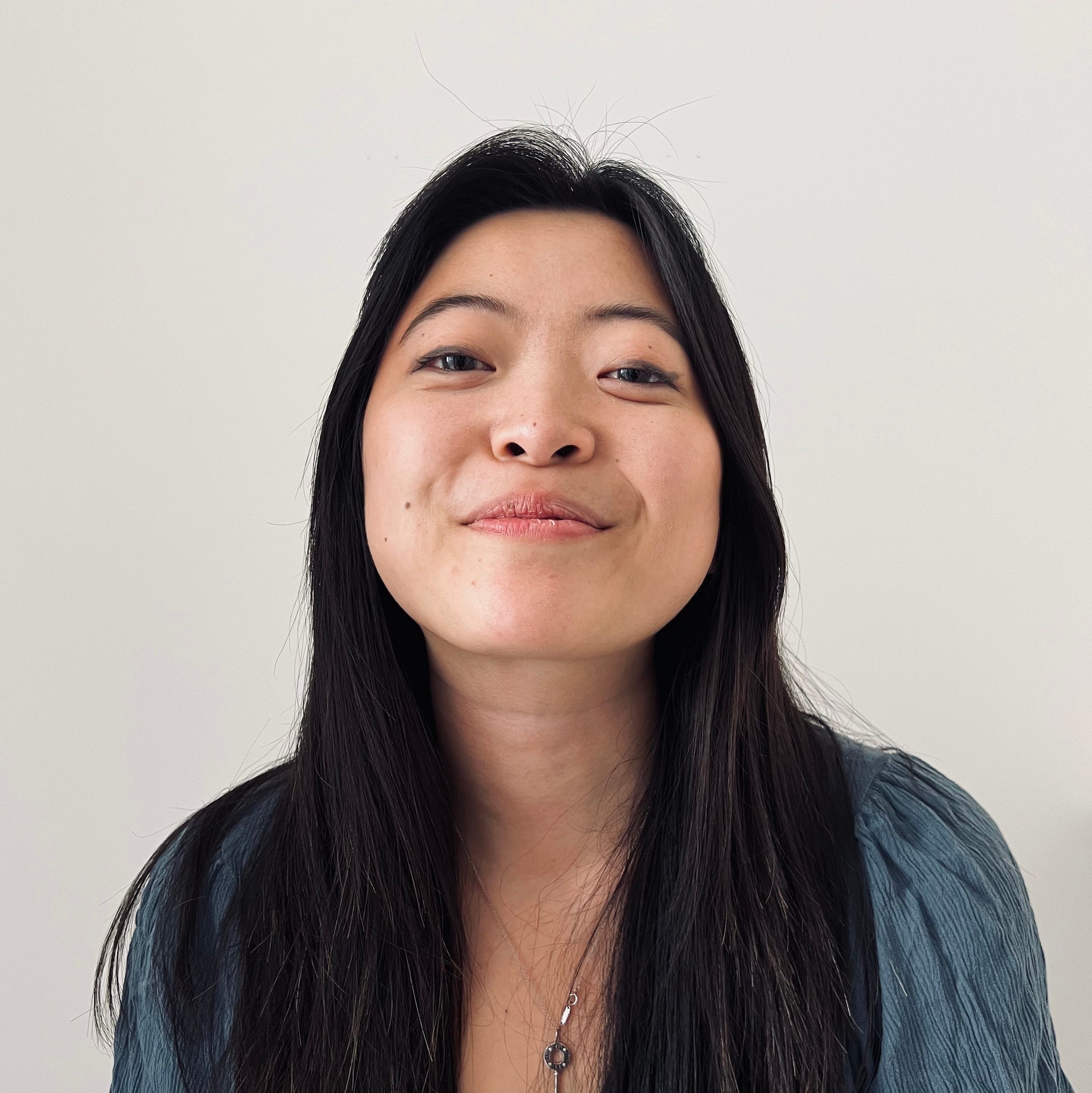 Stephanie Lo's Instagram, Twitter & Facebook on IDCrawl