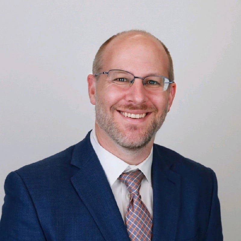 Jonathan Shumate – Medium