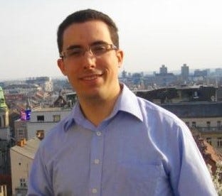 Hernan Lionel Cianfagna – Medium
