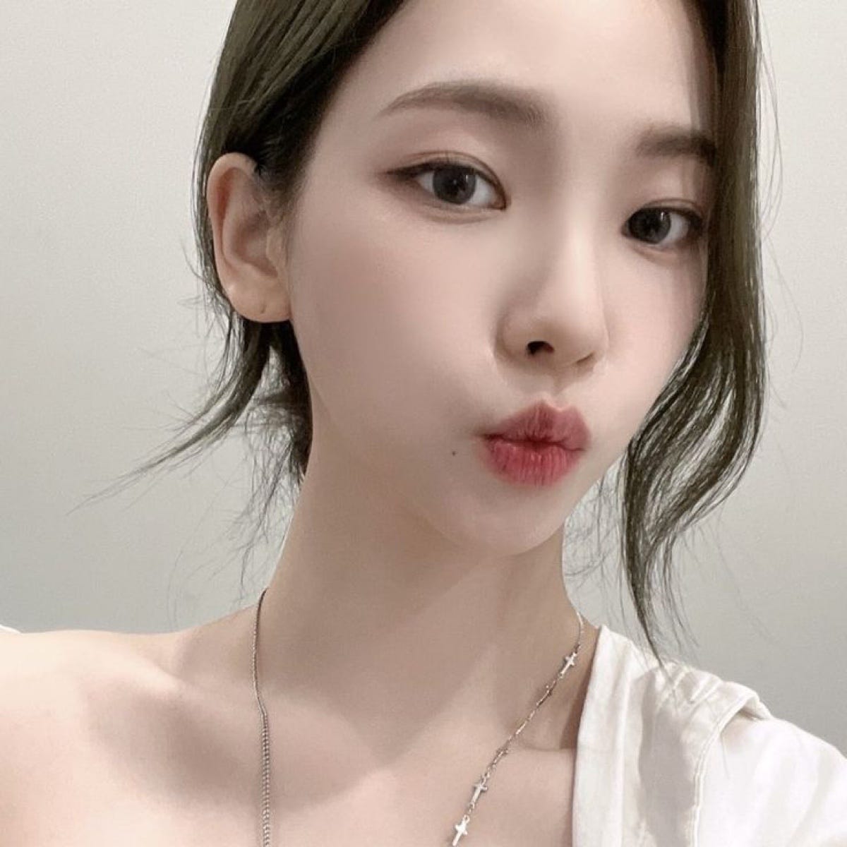 secil loves u – Medium