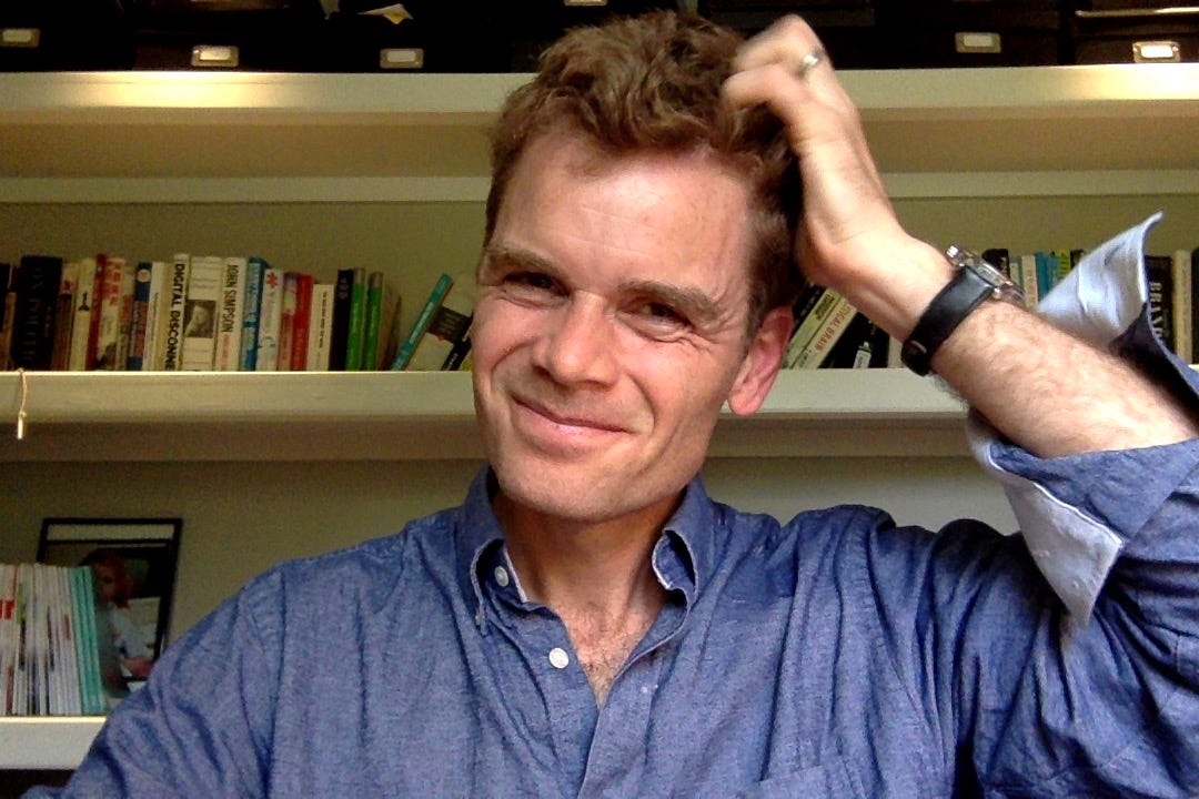 Martin Moore – Medium