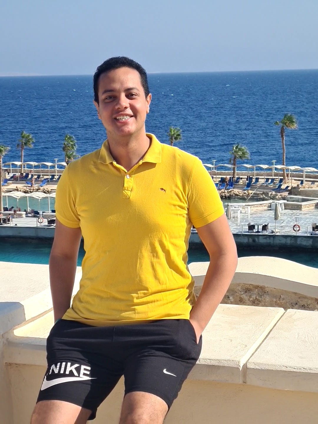 Youssef Amr – Medium
