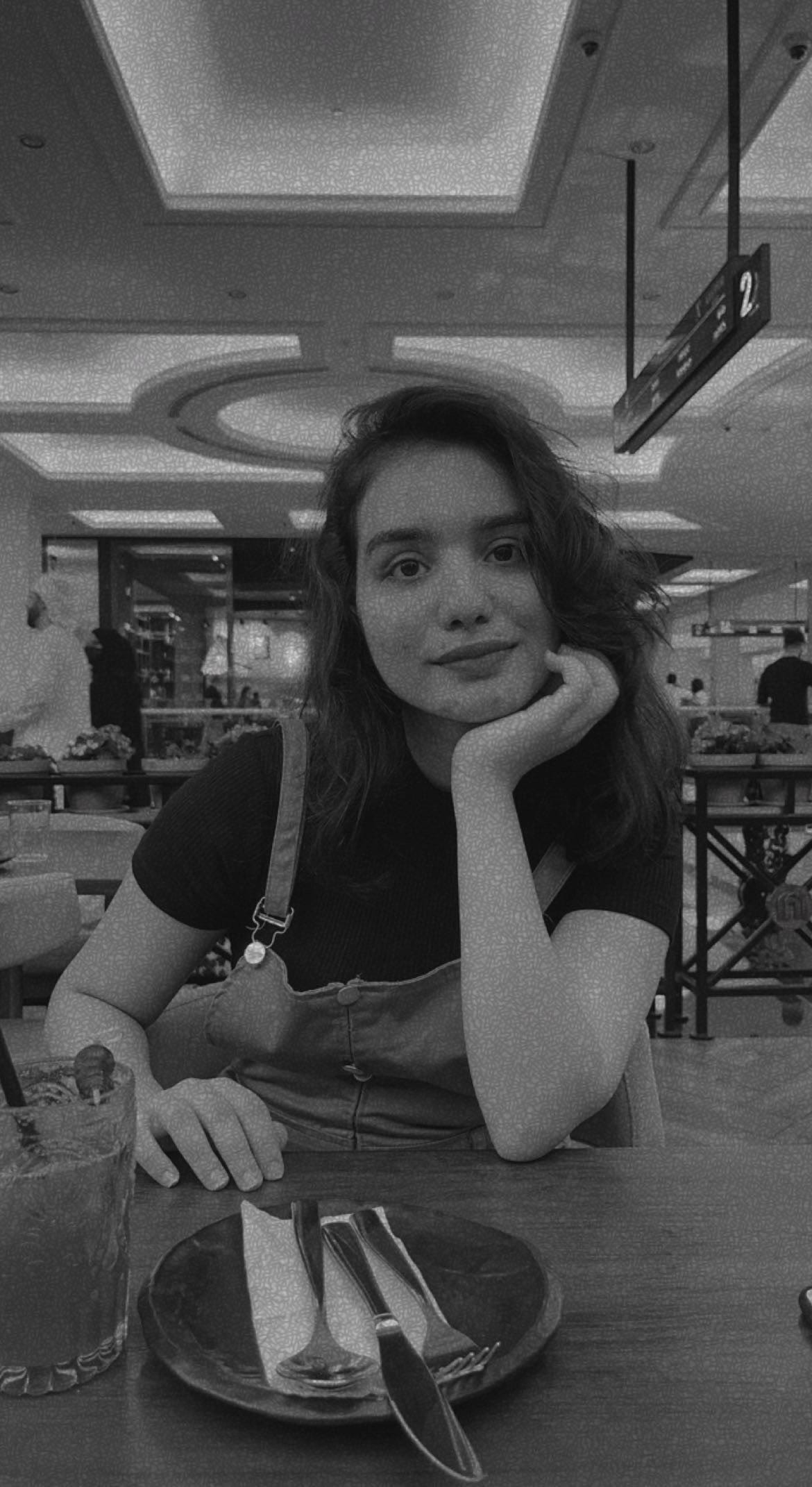 Sidra Khan. – Medium