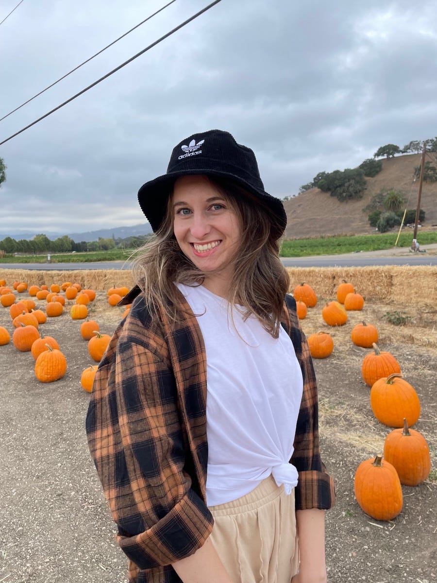 About – Elizabeth Layman – Medium