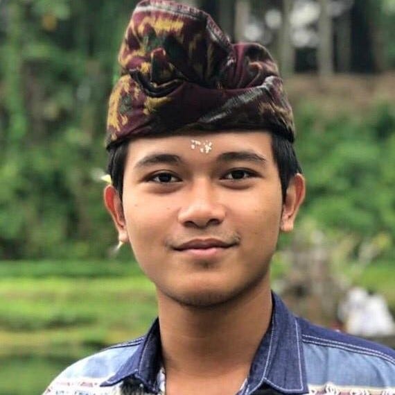 Anak Agung Adi Wiryya Putra – Medium