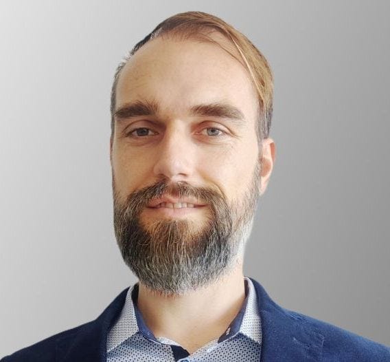 Matija Rukavina – Medium