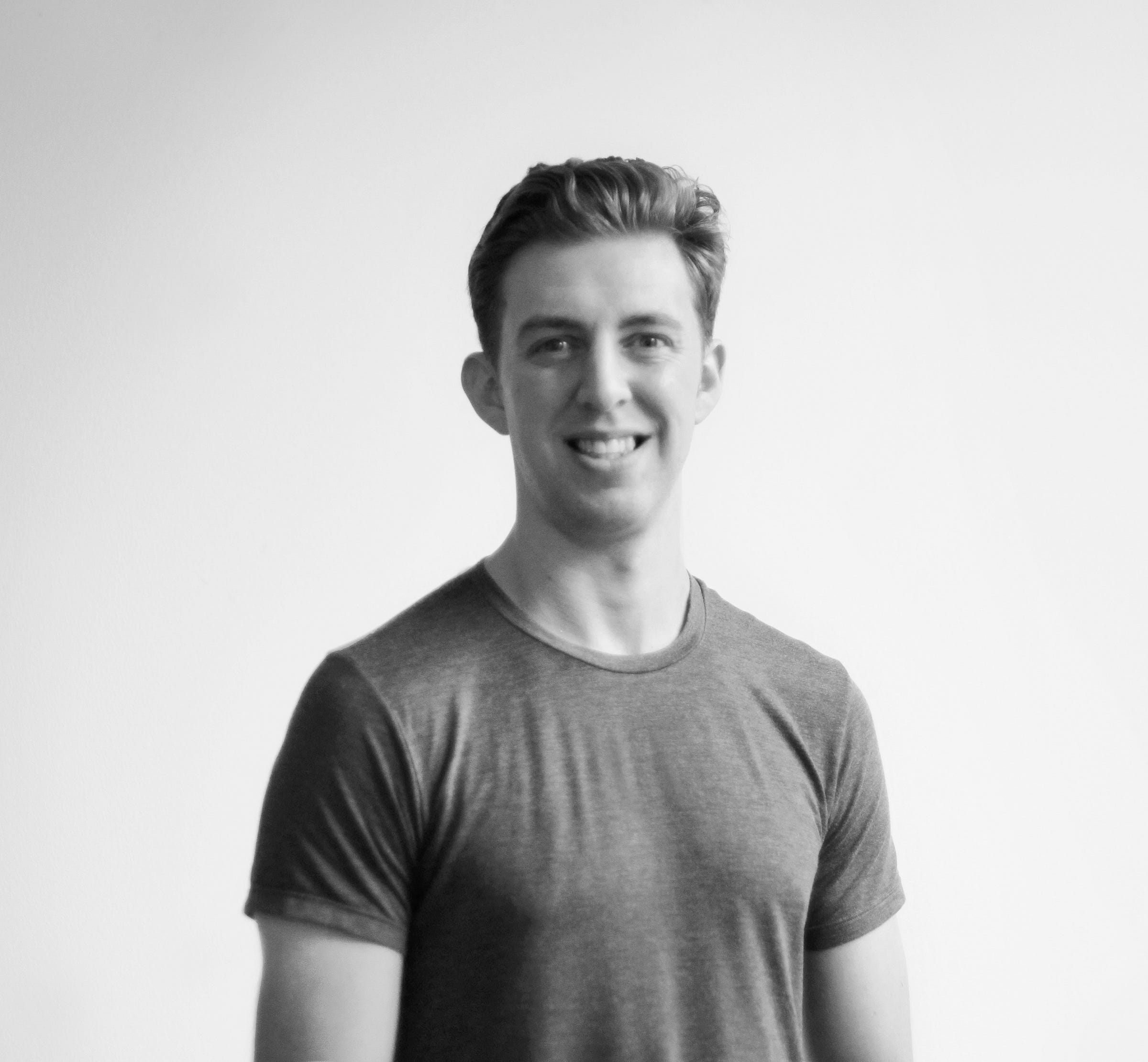 Alex Leslie – Medium