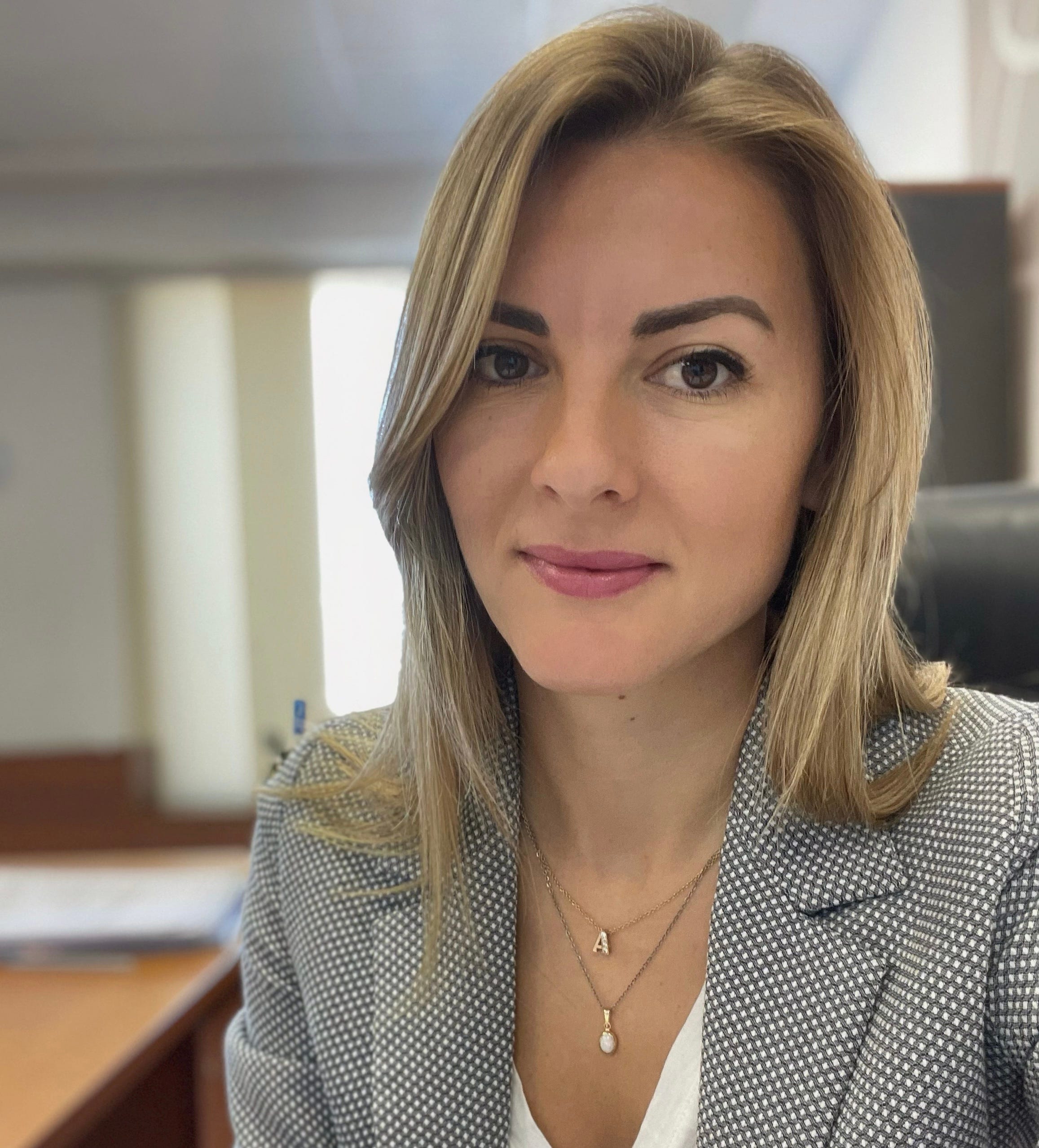 Metaliaj Artila – Medium