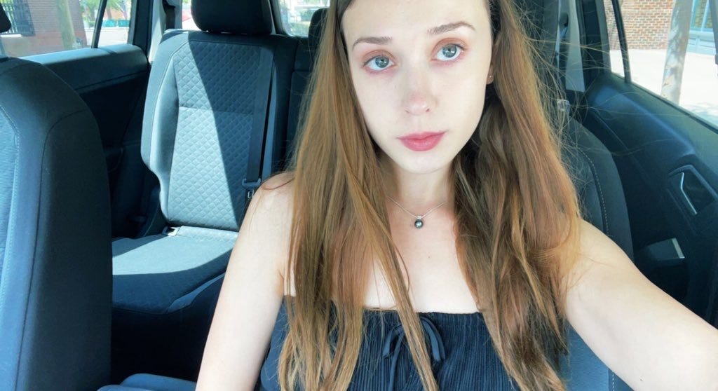 Aria Hunt – Medium