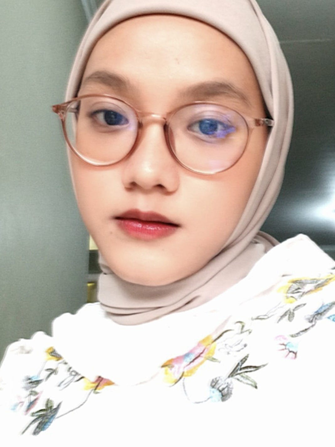 Gladis Tya Putri Aprilia – Medium